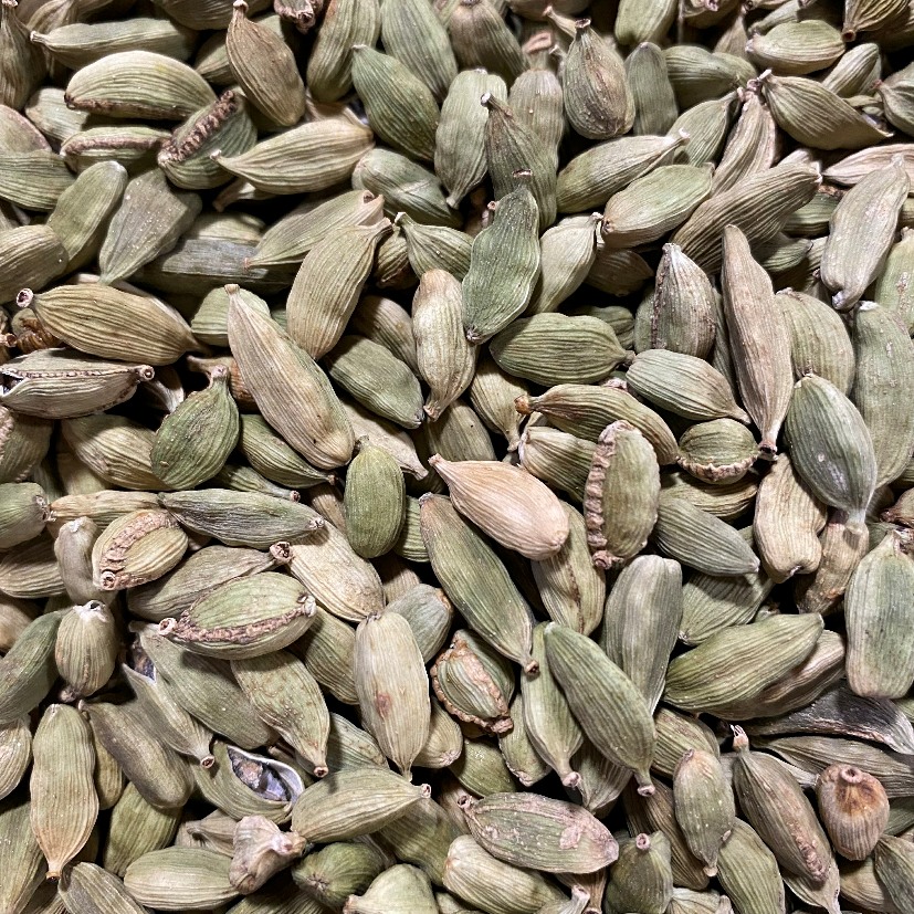 Green Cardamom Pods The Food Voyages